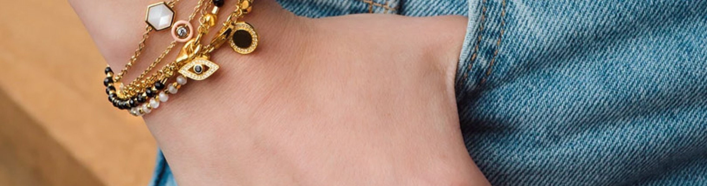 The Ultimate Guide to 12 Different Types of Bracelets and Styling Tips