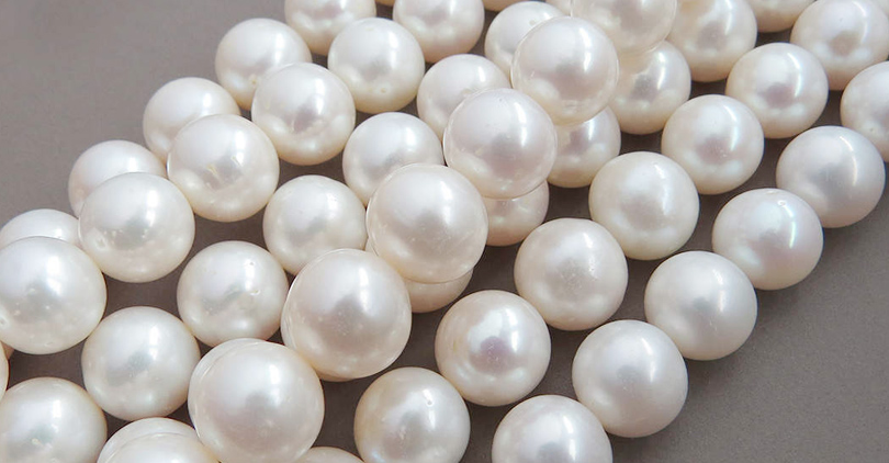 Freshwater Pearl Colors: Quick Guide With Overtones